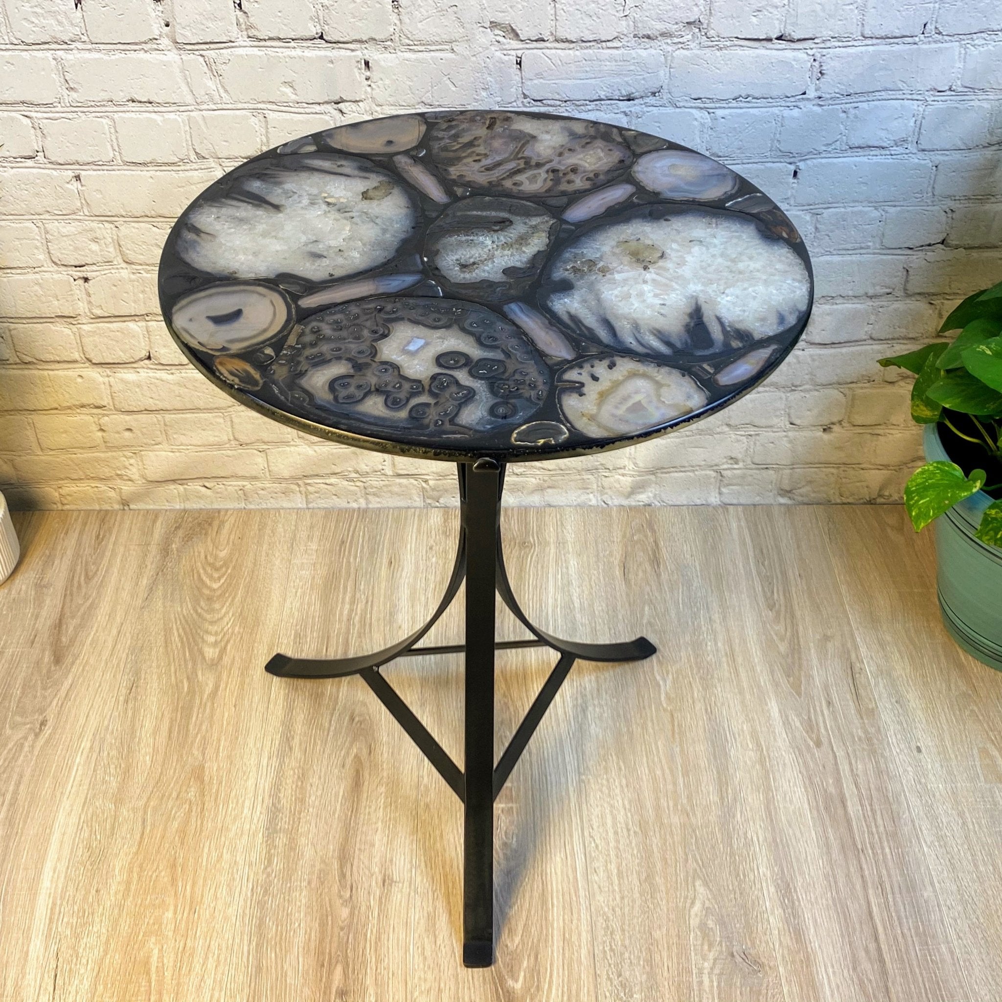 Handmade Agate Round Table, metal base, 22" diameter - Brazil Gems